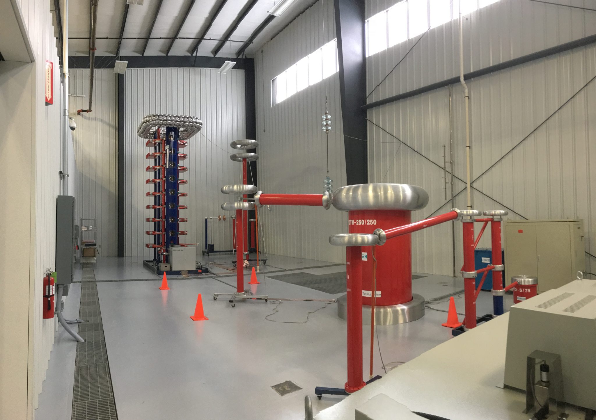 Insulators’ ageing in North America - How about testing them? - Sediver